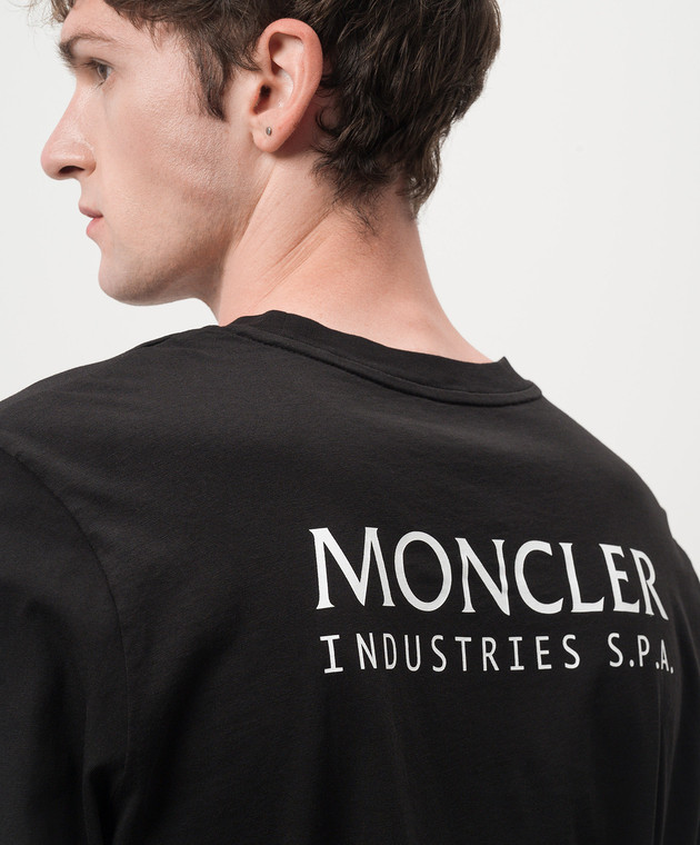 Moncler - Чорний лонгслів з принтом логотипа J20918D0000589A17 купити в ...
